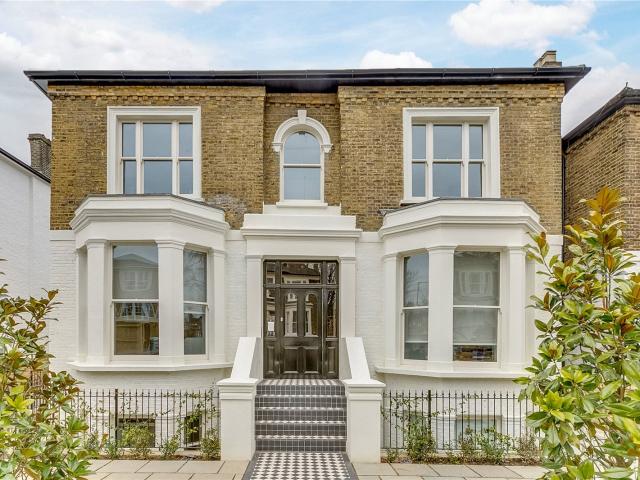 Apartment at Cavendish Road, Greater London