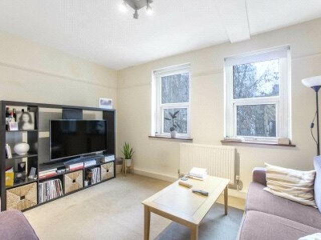 Apartment at Cavell Street, Greater London