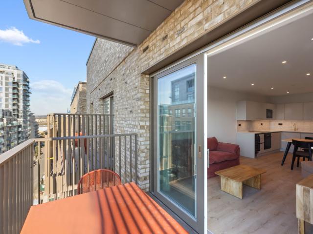 Apartment at Caversham Road, Greater London