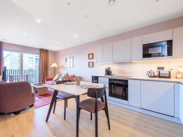 Apartment at Caversham Road, Greater London
