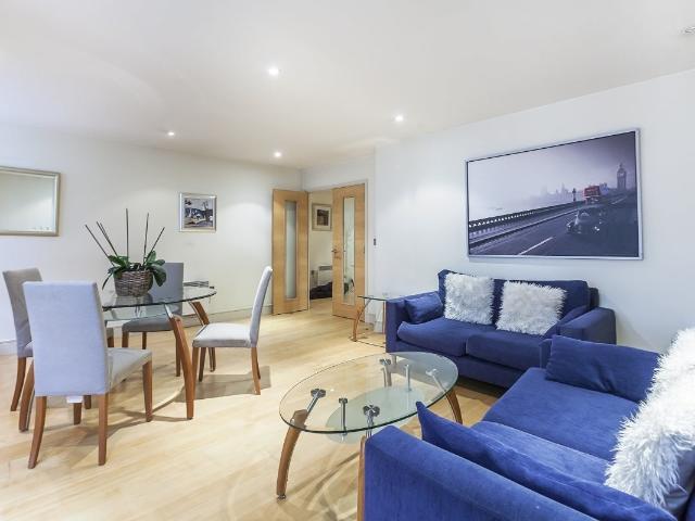 Apartment at Cayenne Court, Greater London