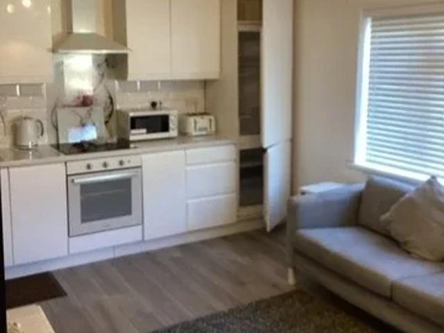 Apartment at Cazeneuve Street, Rochester