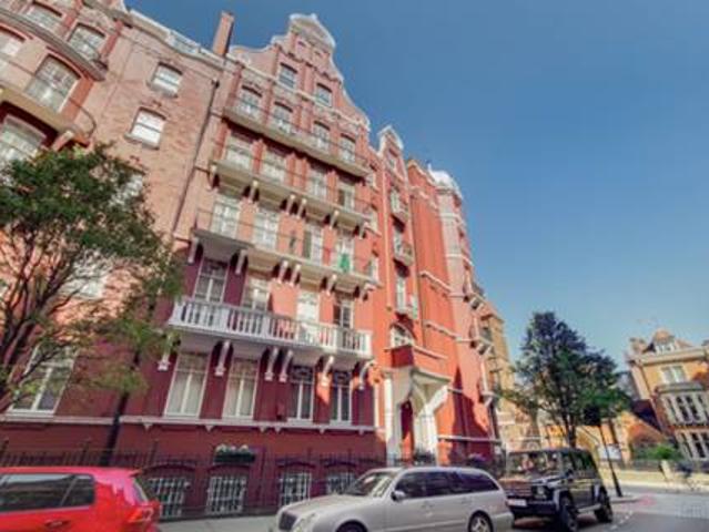 Apartment at Cabbell Street, City of Westminster