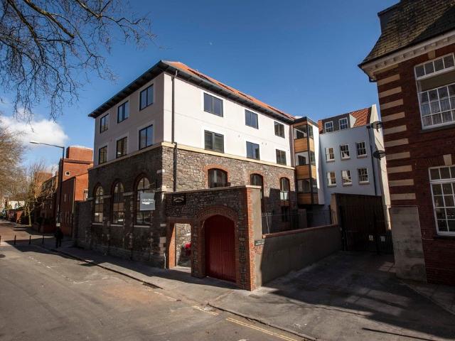 Apartment at Cabot Mews, Bristol