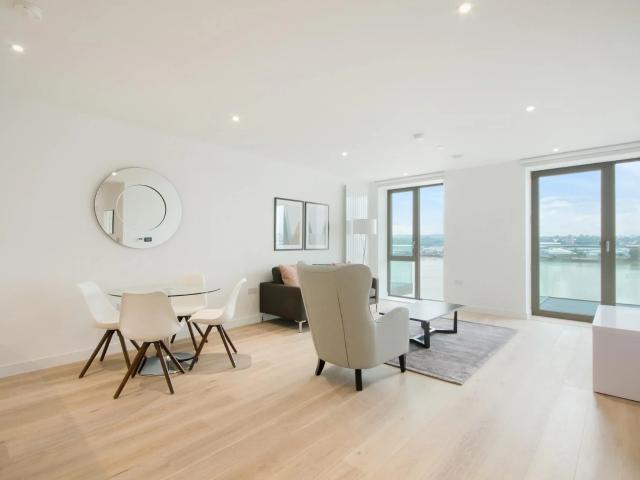 Apartment at Cable Street, Greater London