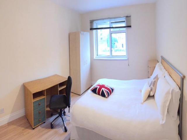 Apartment at Cable Street, London