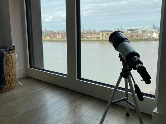 Apartment at Cable Walk, Greater London