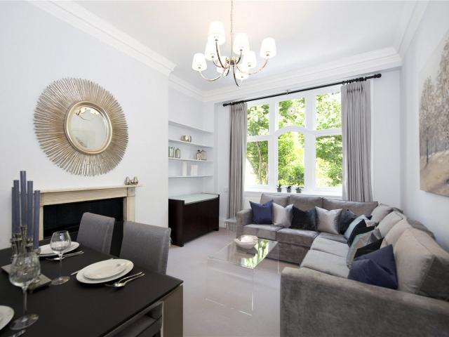 Apartment at Cadogan Gardens, Greater London