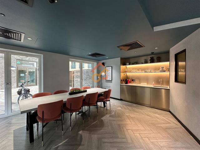 Apartment at Cadogan Gardens, London