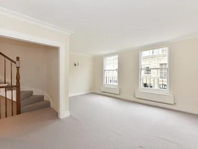 Apartment at Cadogan Lane, Greater London