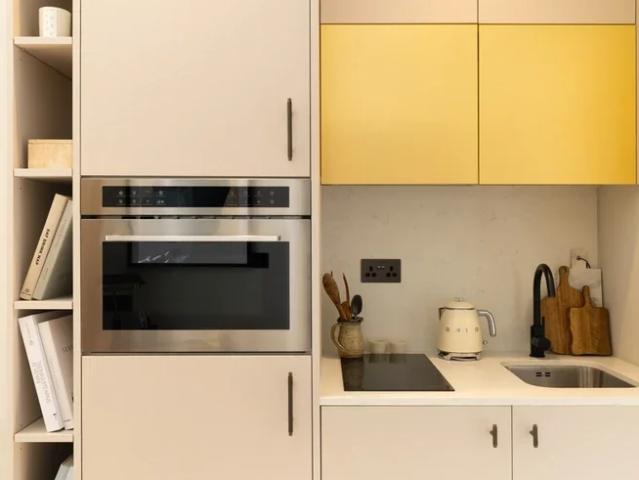 Apartment at Cadogan Street, Greater London