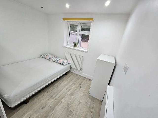 Apartment at Caldecote Gardens, Hertsmere