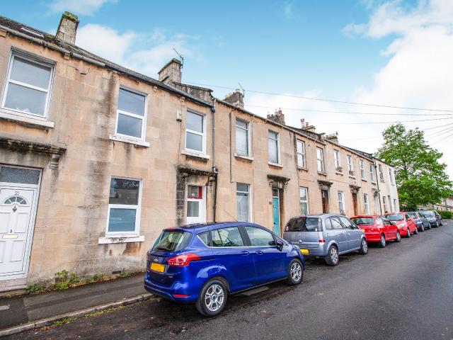 Apartment at Caledonian Road, Bath