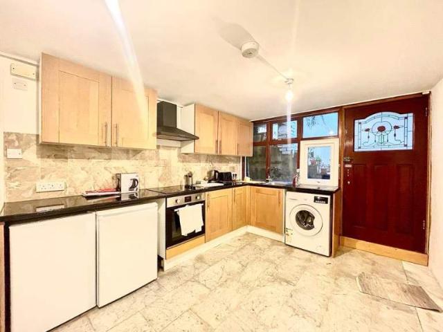 Apartment at Caledonian Road, Greater London