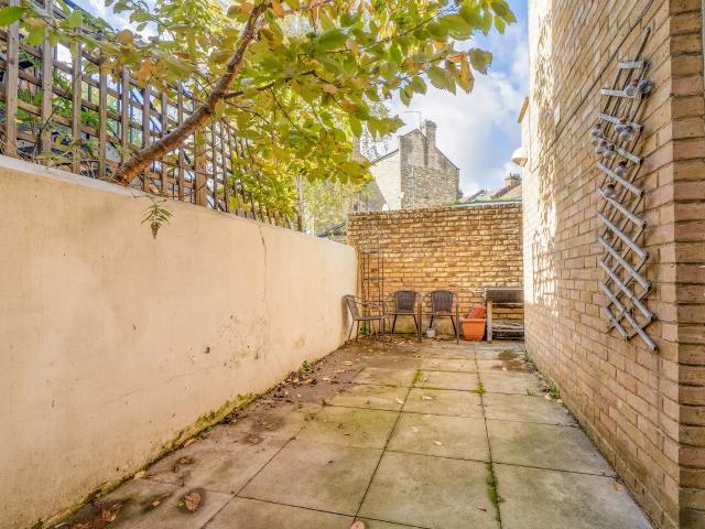 Apartment at Caledonian Road, Greater London