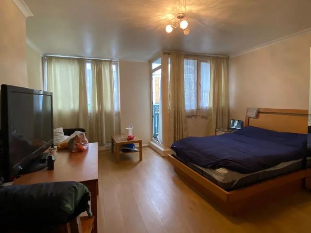 Apartment at Caledonian Road, Greater London