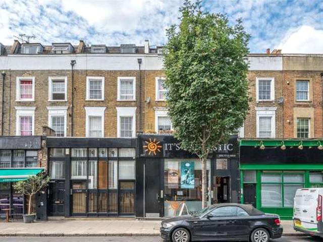 Apartment at Caledonian Road, Greater London