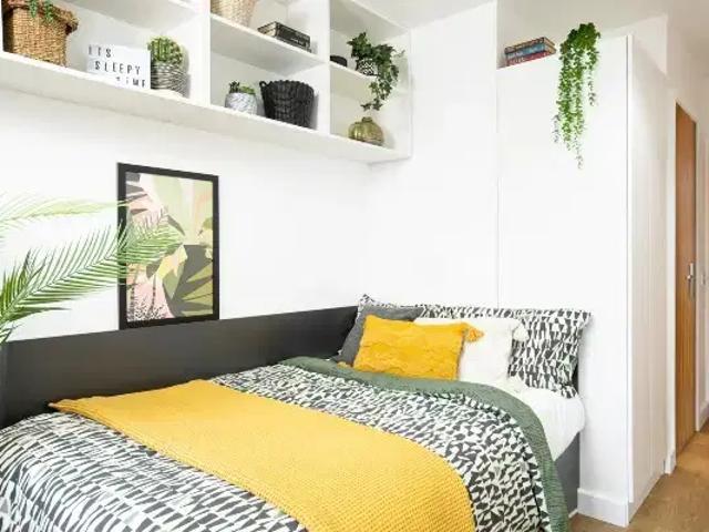 Apartment at Caledonian Road, Greater London