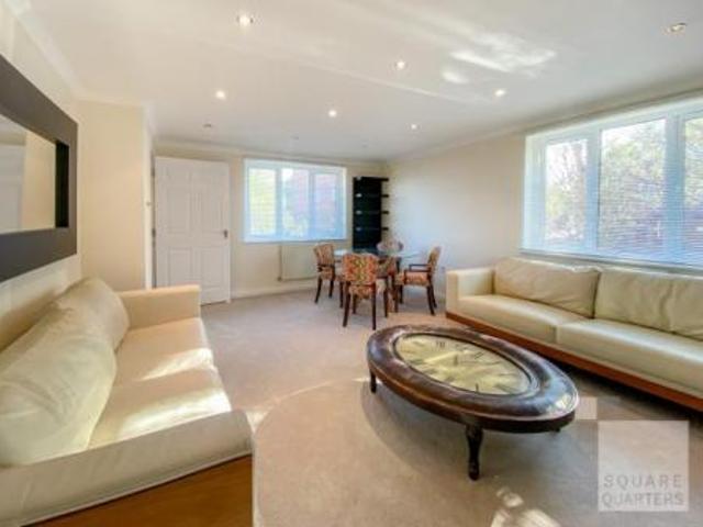 Apartment at Caledonian Road, Greater London