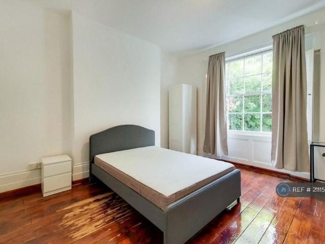 Apartment at Caledonian Road, Greater London
