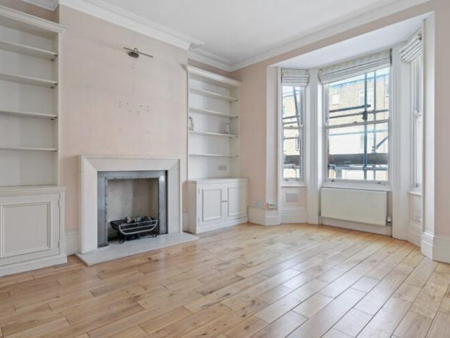 Apartment at Callow Street, Greater London