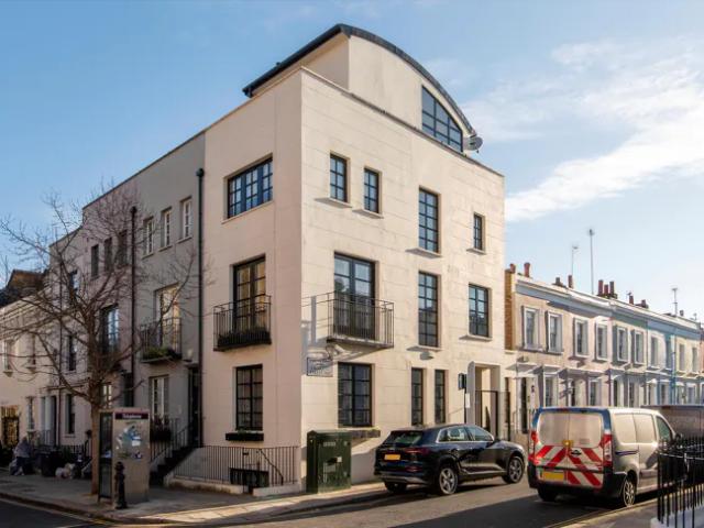 Apartment at Callcott Street, Greater London