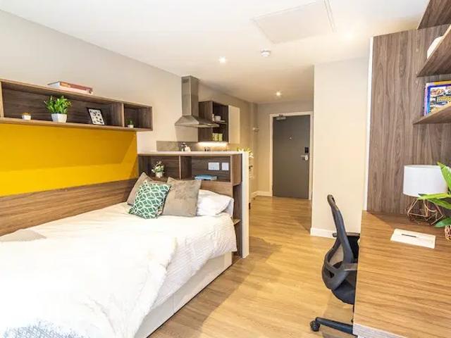 Apartment at Calton Wynd, City of Edinburgh