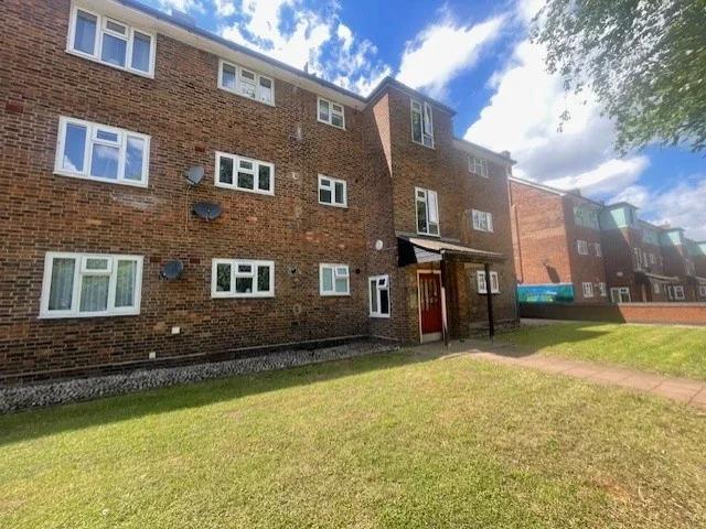 Apartment at Cam Green, South Ockendon