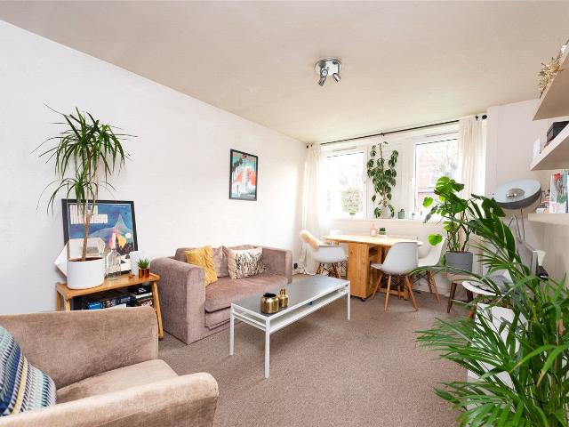 Apartment at Cambalt Road, Greater London
