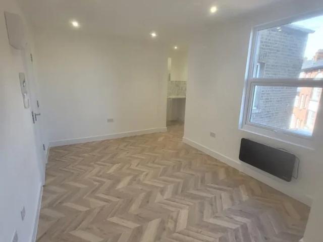 Apartment at Camberwell Church Street, Greater London