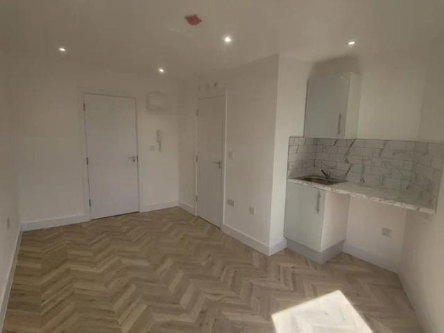 Apartment at Camberwell Church Street, Greater London