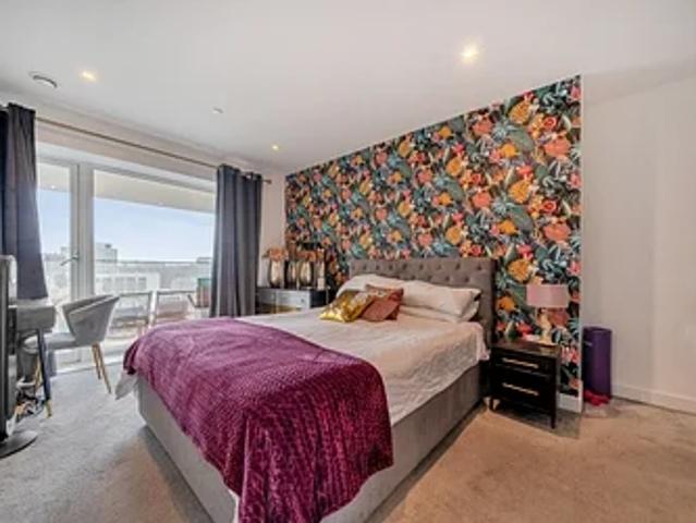 Apartment at Camberwell New Road, Greater London