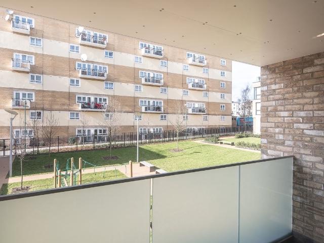 Apartment at Cambridge Avenue, Greater London