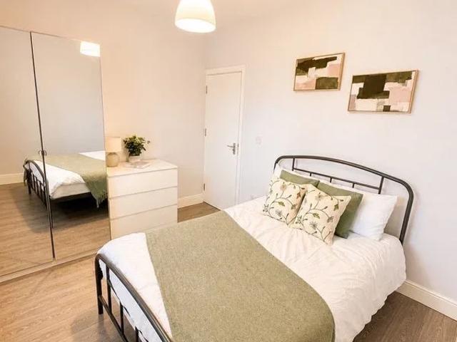 Apartment at Cambridge Heath Road, Greater London