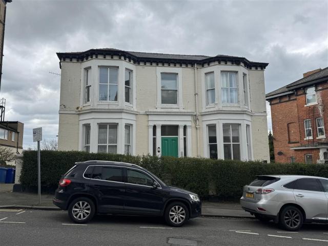 Apartment at Cambridge Terrace, Scarborough