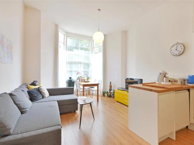 Apartment at Camden Mews, Greater London