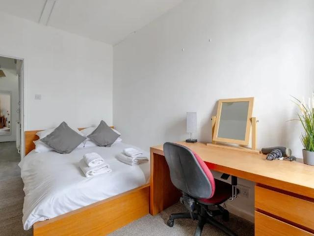 Apartment at Camden Road, Greater London
