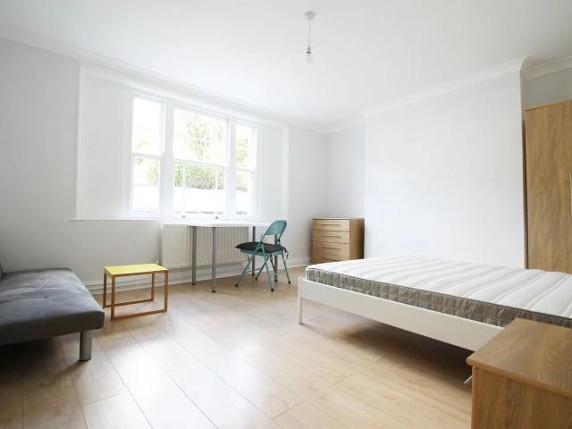 Apartment at Camden Road, Greater London