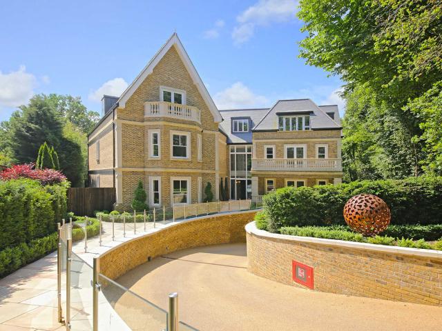 Apartment at Camlet Way, Greater London