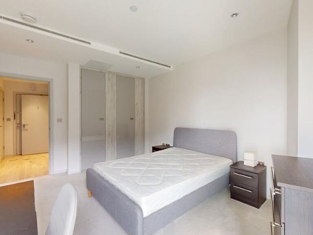 Apartment at Camley Street, Greater London