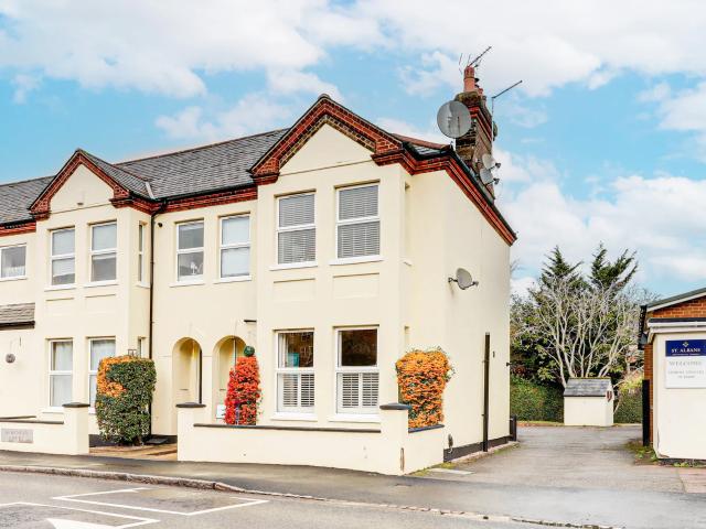 Apartment at Camp Road, St Albans