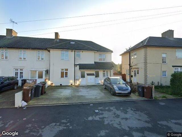 Apartment at Campden Crescent, Greater London