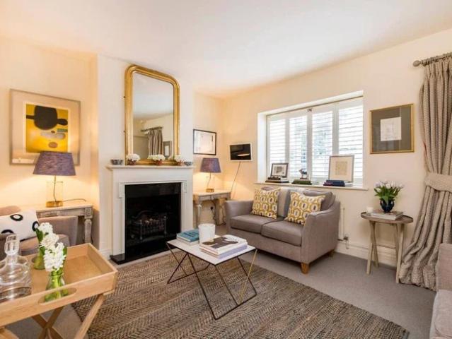 Apartment at Campden Hill Road, Greater London