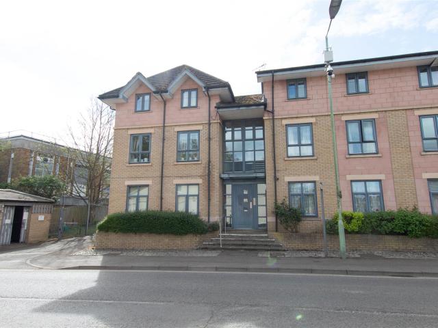 Apartment at Camps Road, West Suffolk