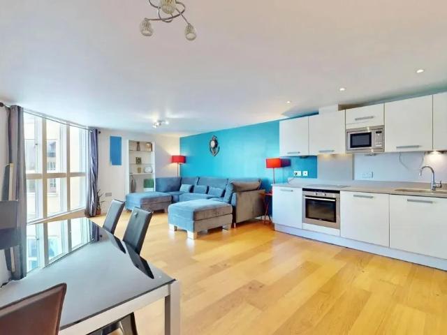 Apartment at Canada Street, Greater London
