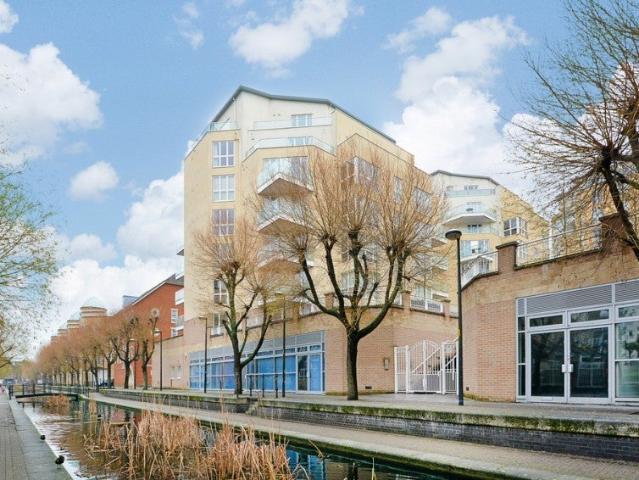Apartment at Canada Street, Greater London