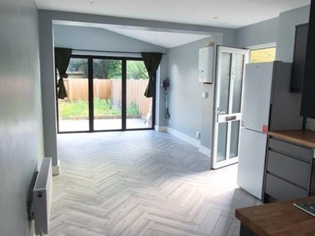 Apartment at Canadian Avenue, Greater London