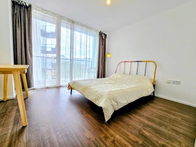 Apartment at Canal Street, Nottingham
