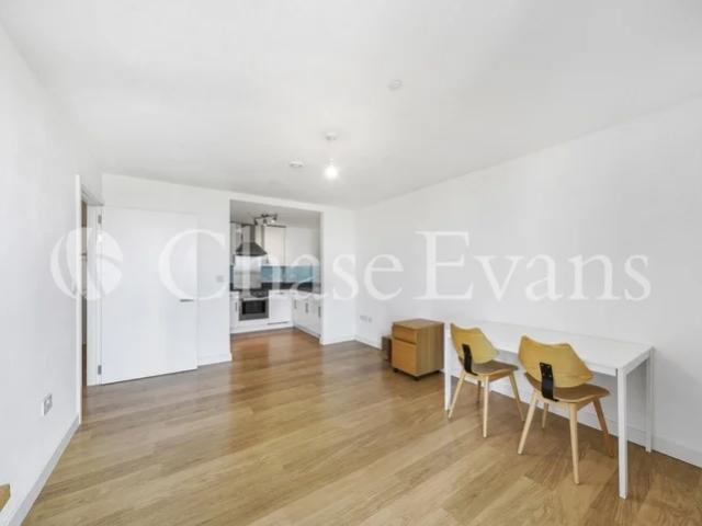 Apartment at Canal Reach, Greater London