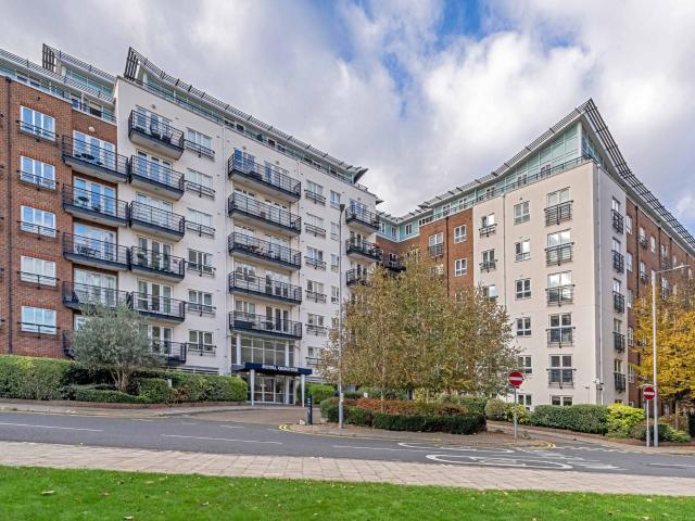 Apartment at Canbury Passage, Greater London